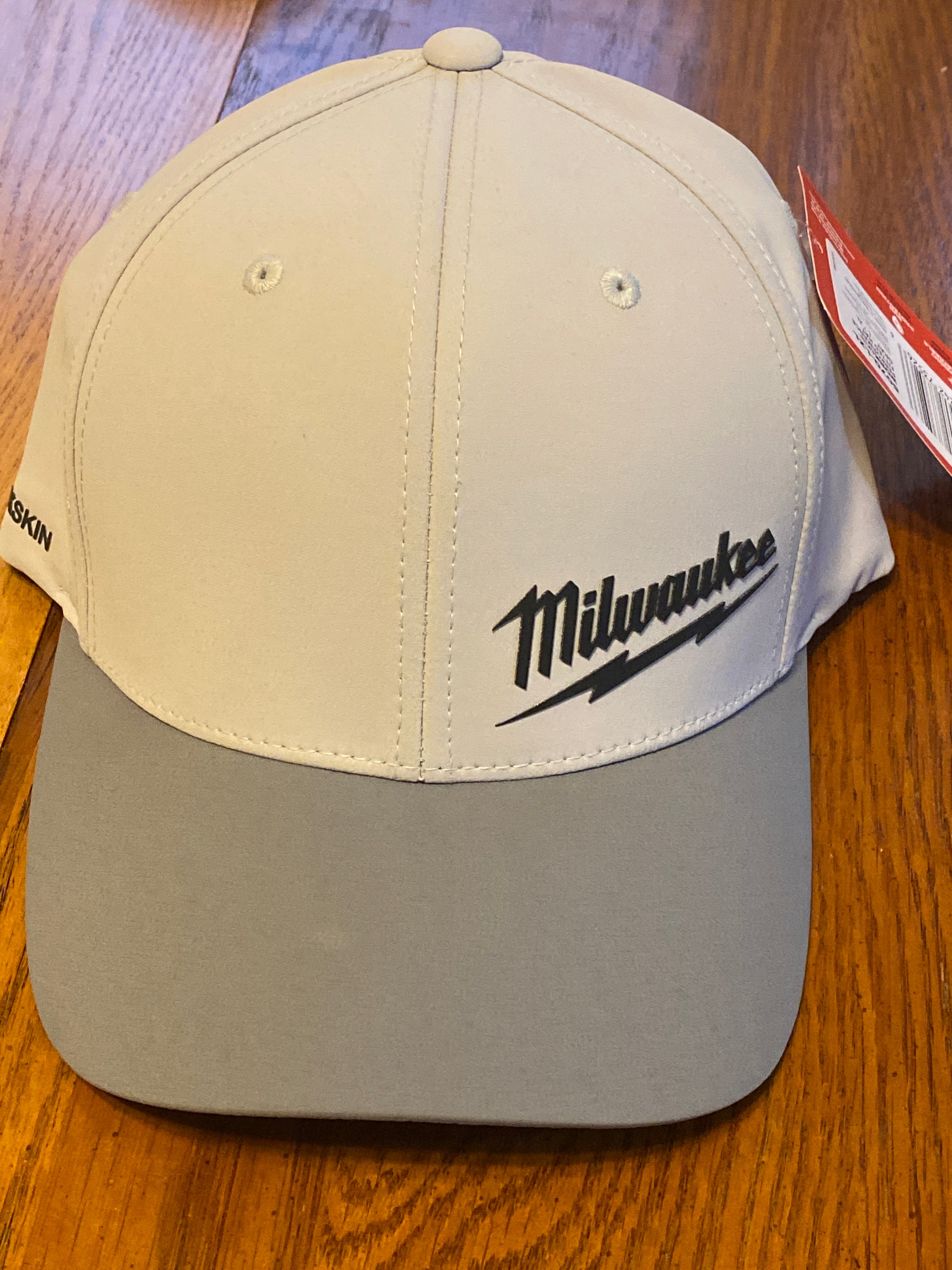 Milwaukee Workskin Performance Hat – ModelFarmToys.com